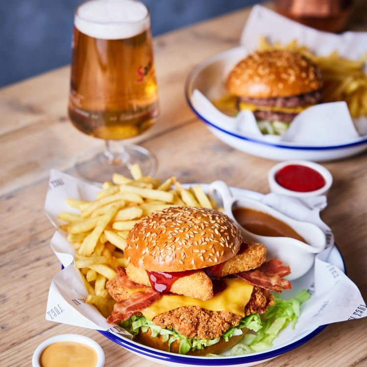 The Apollo in Hull - Pub & Restaurant