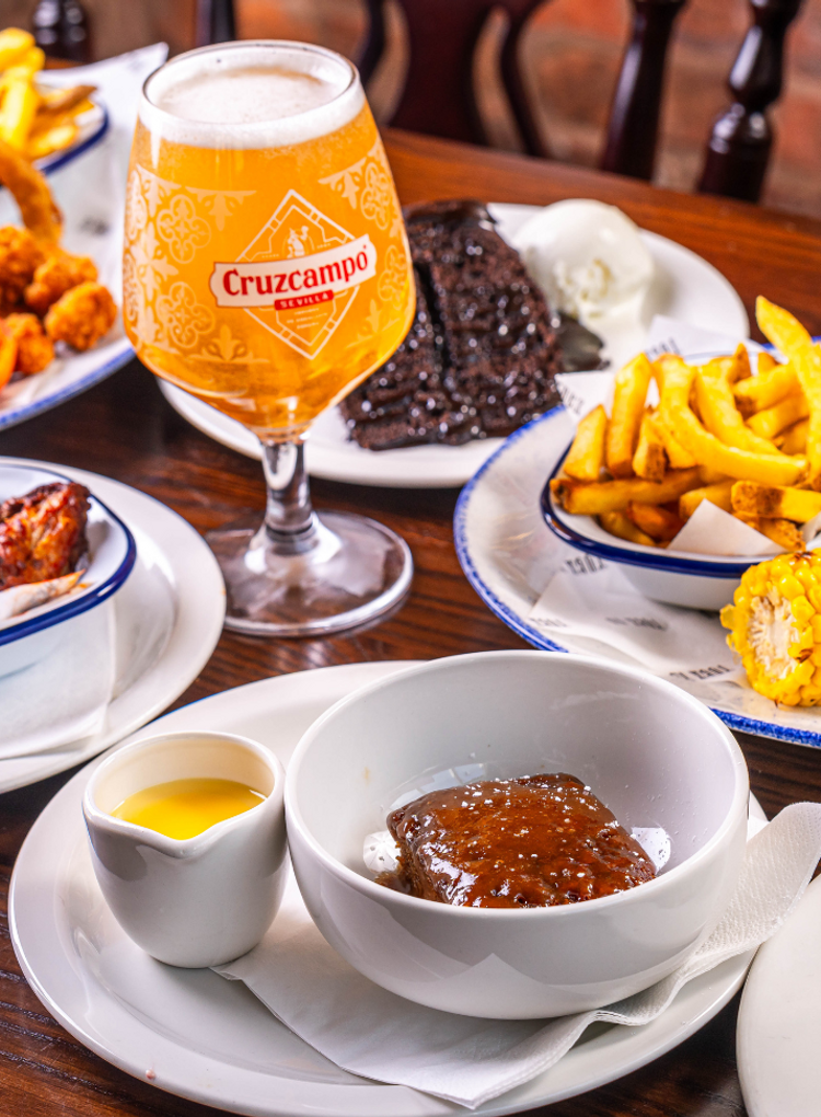 The Apollo in Hull - Pub & Restaurant